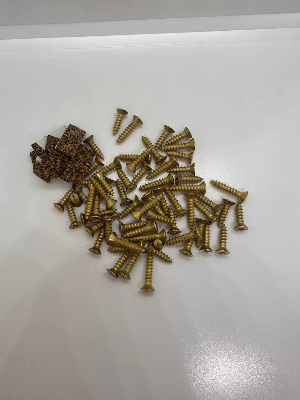 (12 Pack) Mixed Screws