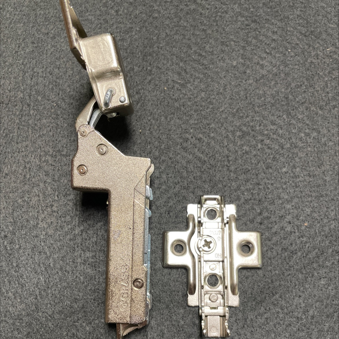 110 Degree Pair Full Inset Frameless Hinge