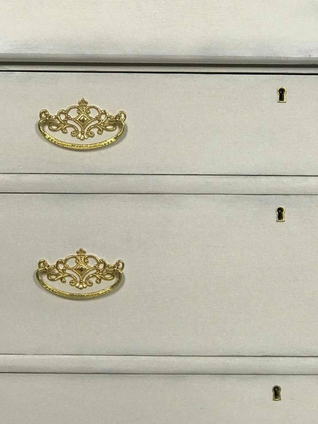 Cabinet Keyhole Insert - Solid Brass