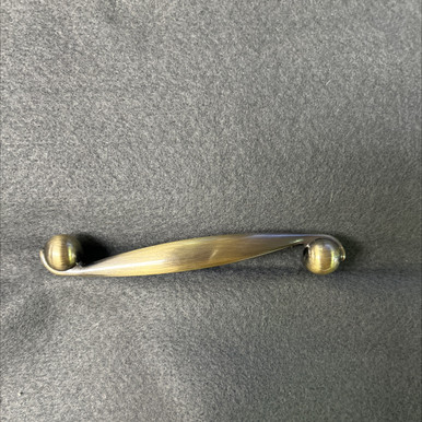 (25-Pack) 3-3/4" S Ball Style Pull Antique Brass