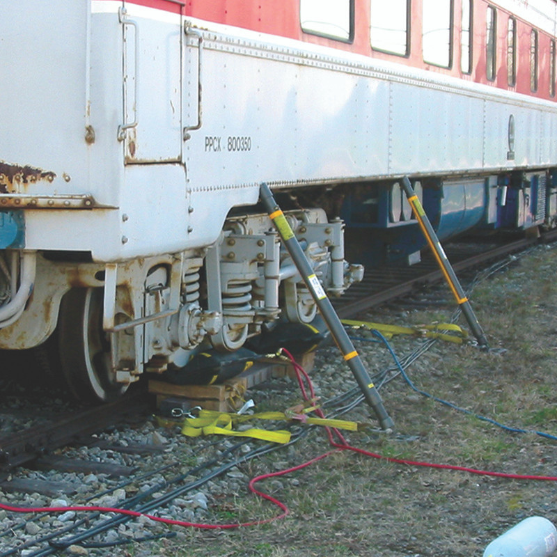 Paratech Highway Vehicle Stabilization Kit | Curtis