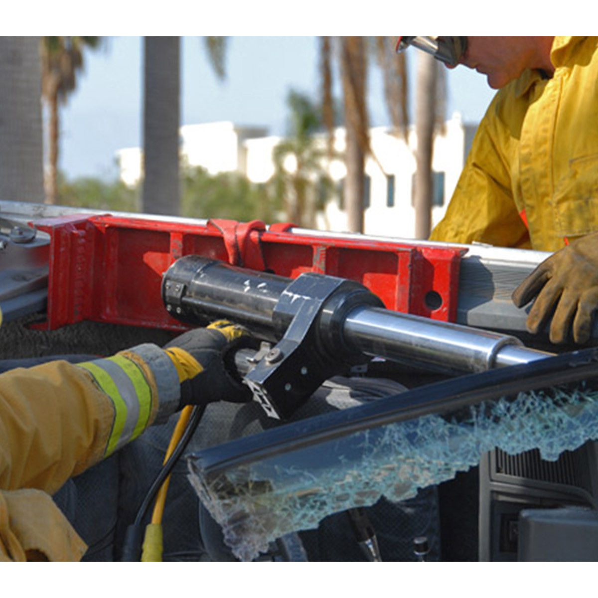 Rescue 42 O-Plate Junior Rescue Tool | Curtis