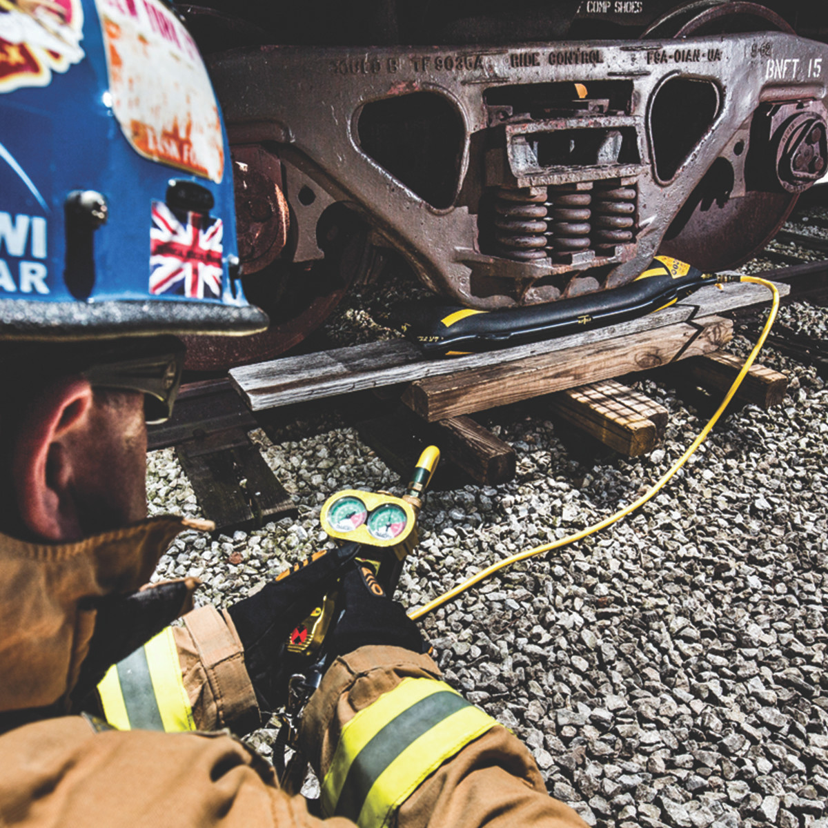 Paratech Dual Deadman Strut Controller G3 | Curtis - Tools for Heroes