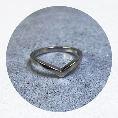 KIN- Pointy Dress Ring, 9ct White Gold, Size M - KIN Gallery