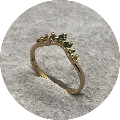 KIN - Green Sapphire Wedding Ring, 9ct Yellow Gold. Size M - KIN Gallery