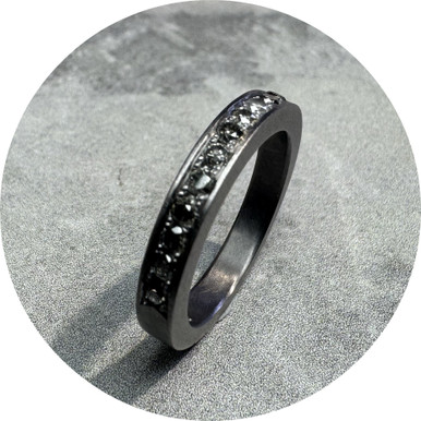 Brendan Cunningham - Tantalum Band. Thirteen 0.51ct Salt And Pepper ...