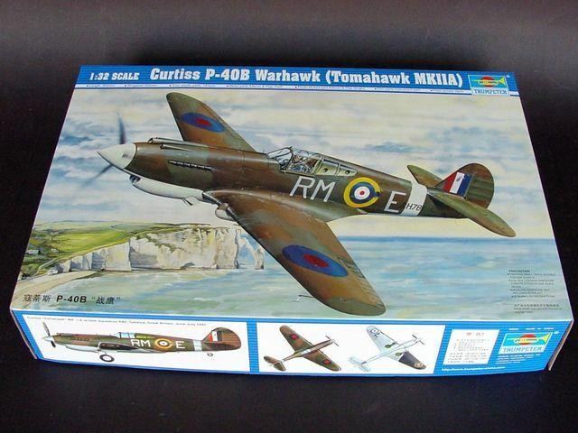 1/32 Trumpeter P40B Warhawk (Tomahawk MkIIa) Aircraft - Squadron.com