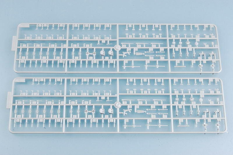1/700 Trumpeter USS Ticonderoga CV14 Aircraft Carrier - Squadron.com