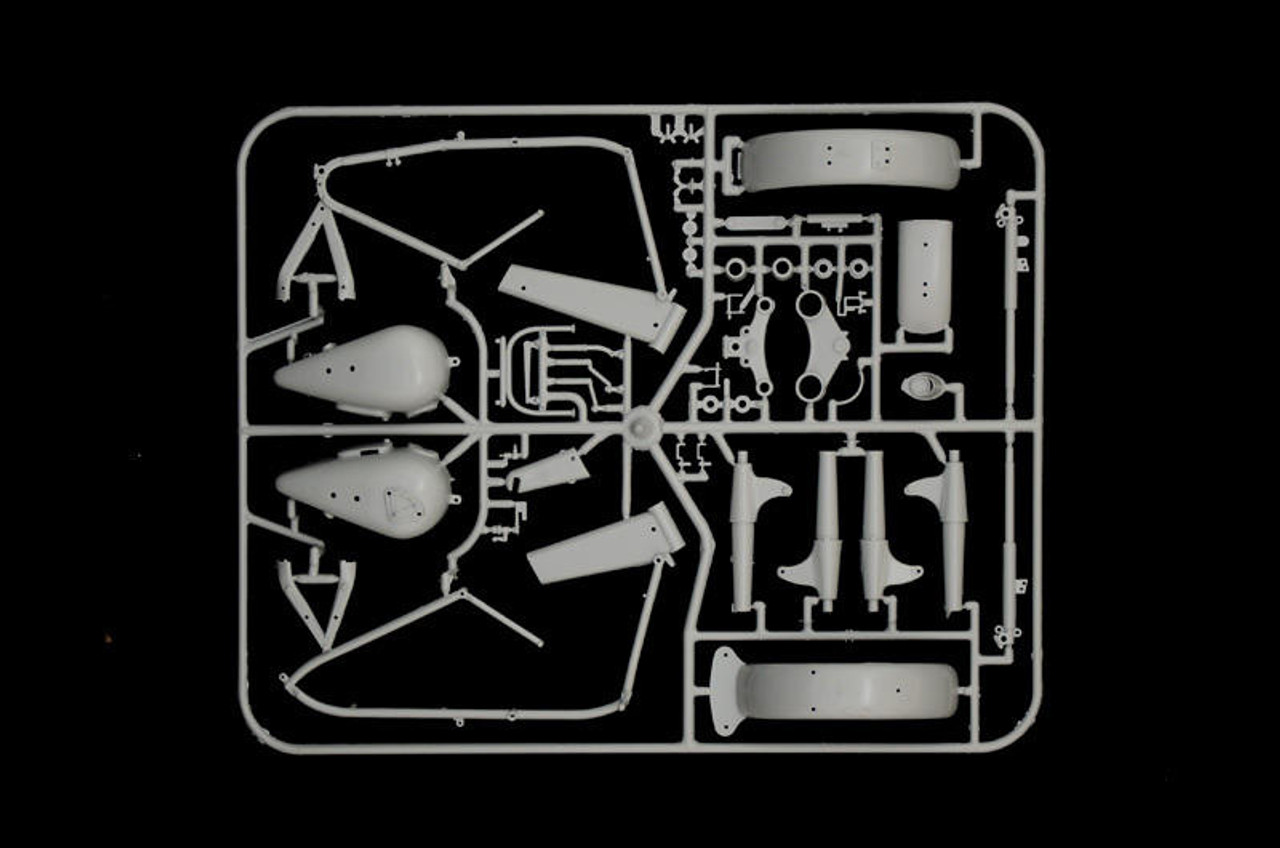 1/9 Italeri BMW R75 German Military Motorcycle with Sidecar - Squadron.com