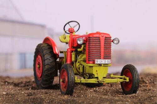 1/48 CMK Zetor 25 Tractor Agricultural Version - Squadron.com