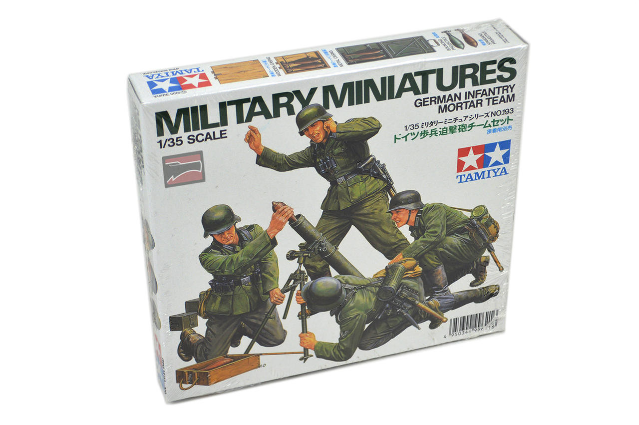 1/35 Tamiya Wehrmacht Tank Crew Figure Model Kit (x8) - Squadron.com