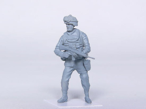 1/35 Trumpeter US Marine Corps Iraq 2003 Figure Set (4) - Squadron.com