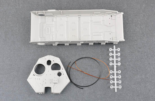 1/35 Trumpeter Russian T90A Main Battle Tank - Squadron.com