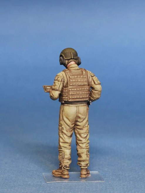 1/35 Miniart USMC Tank Crew (5) - Squadron.com