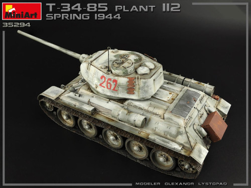 1/35 Miniart T-34/85 Plant 112 Spring 1944 w/Interior - Squadron.com