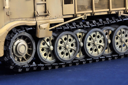 1/35 Trumpeter 18-Ton Halftrack w/8.8cm Flak Gun Plastic Model Kit ...