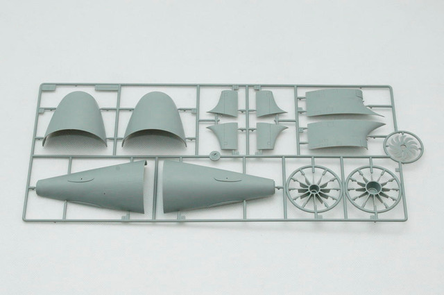 1/144 Trumpeter USN Seawolf SSN21 Attack Submarine - Squadron.com