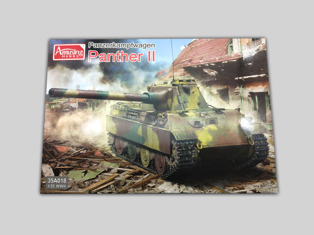 1/35 Amusing Hobby Pz.Kpfw. Panther II - Squadron.com