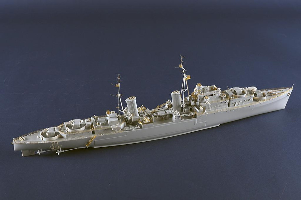 1/350 Trumpeter HMS Scylla Dido Class Light Cruiser Plastic Model Kit ...