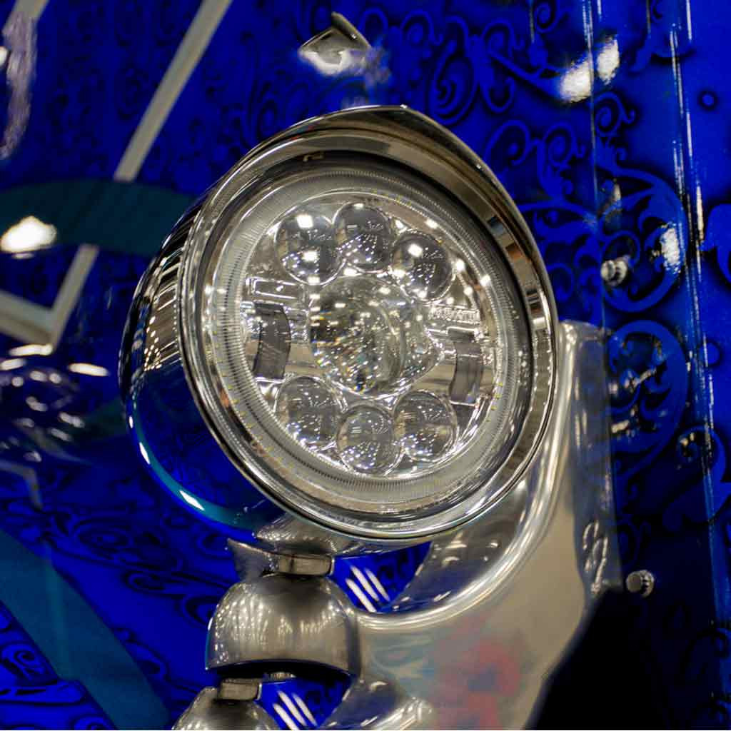TRUX TLED-H3 7" LED Headlight - Bright!