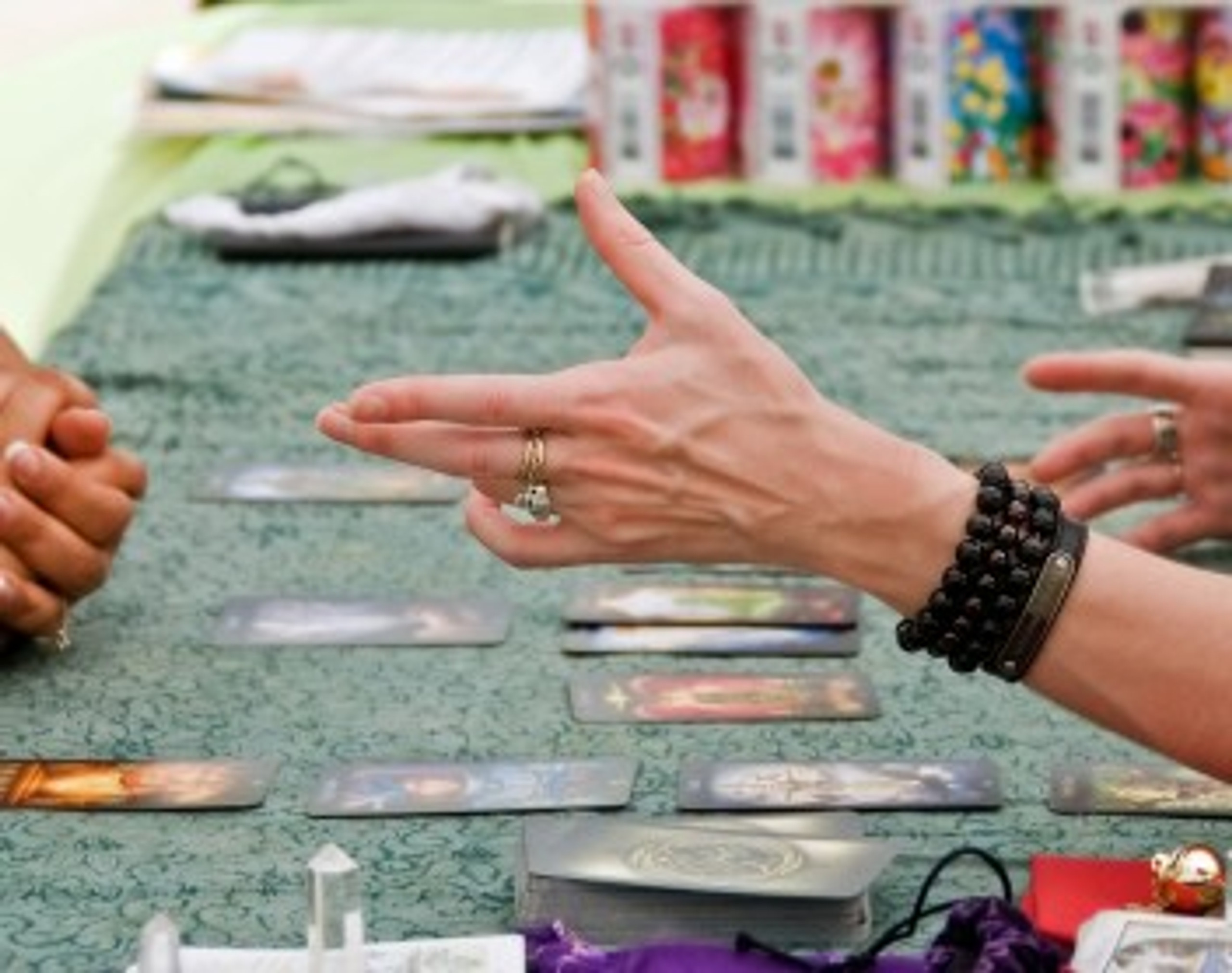 Beginners Guide to Tarot Cards - Holistic Shop Beginners Guide to Tarot Cards - Holistic Shop