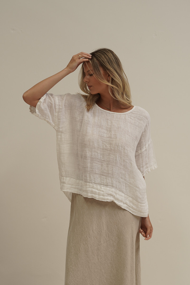 Barbara Top in White Combo - Linens Unlimited