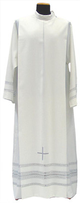 Solivari vestments Italian-made vestments Catholic vestments Liturgical ...