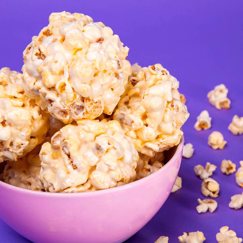 Popcorn Baseballs for Your World Series Party - Doc Popcorn