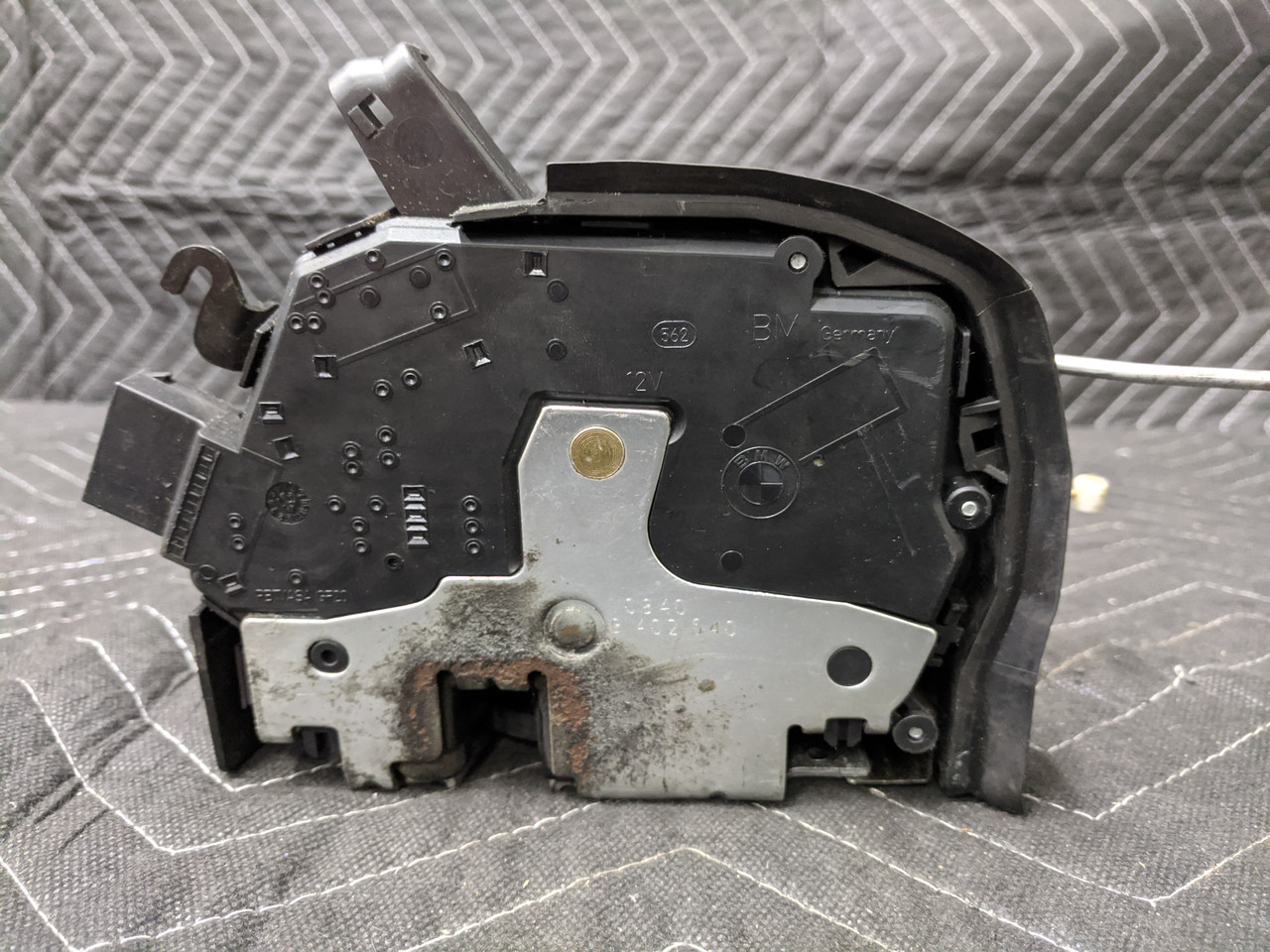 BMW E53 X5 Door Lock With Motor Actuator Right Front 51218402540