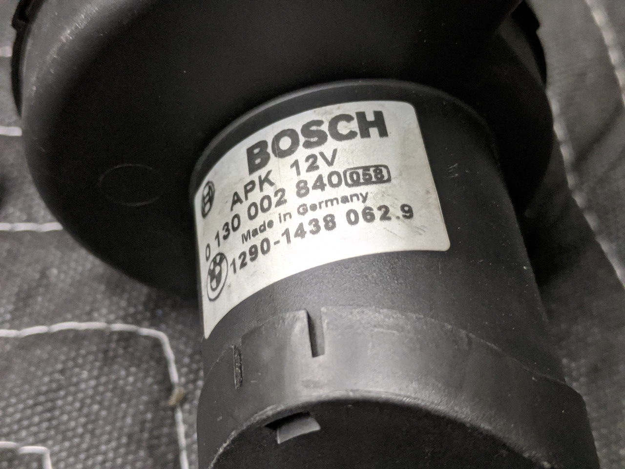 BMW E38/E39/E46/E53/E70/E83 12901438062 | recycleBMWs.com | Used BMW Parts