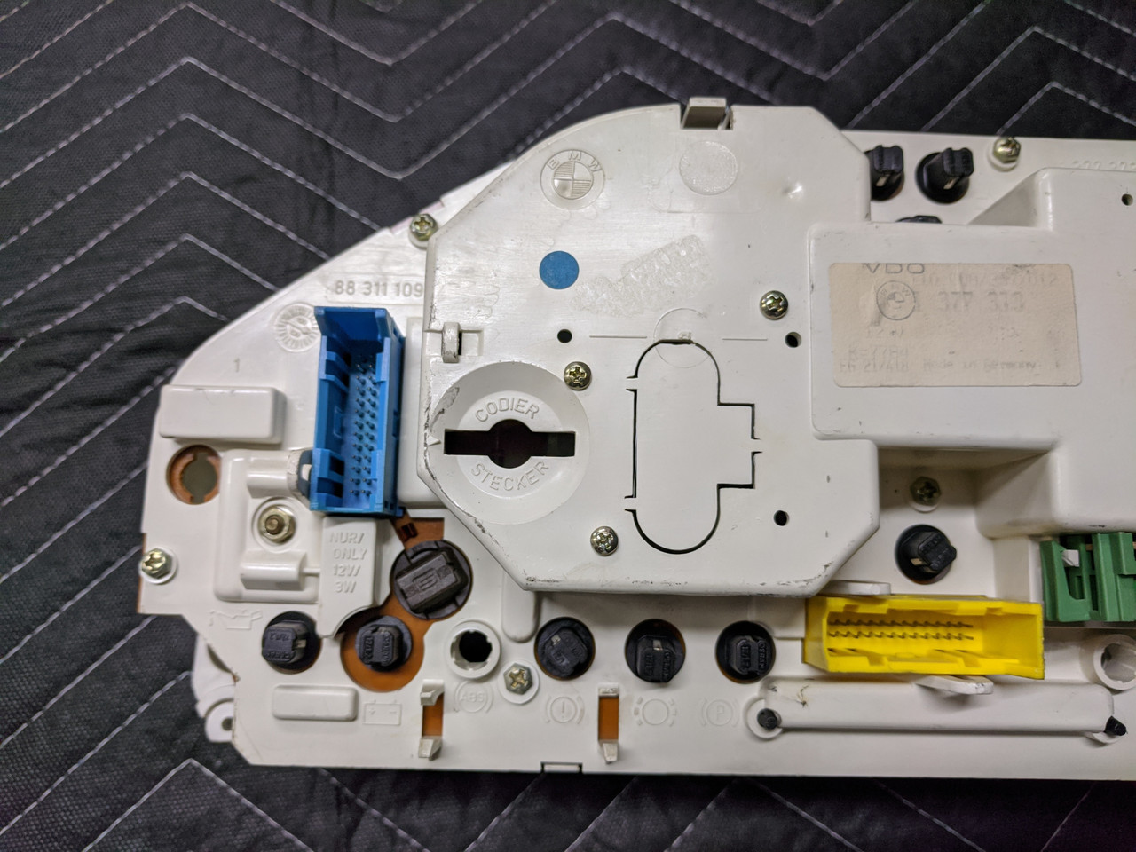 BMW E30 3-Series Instrument Cluster Speedometer Odometer 62111377373