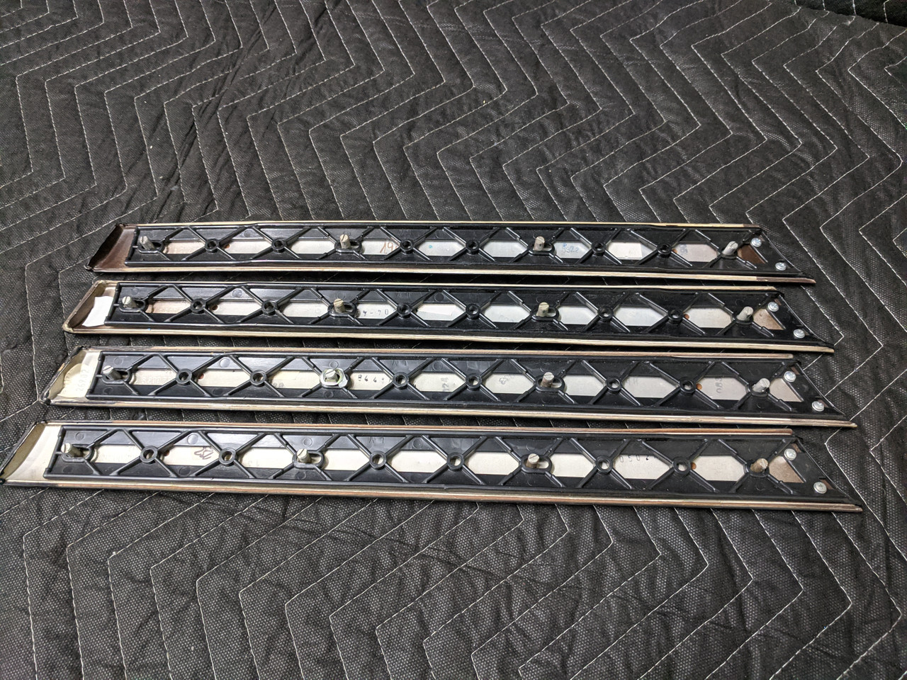 BMW E46 3-Series Myrtle Wood Door Trim Front Left 51418200725