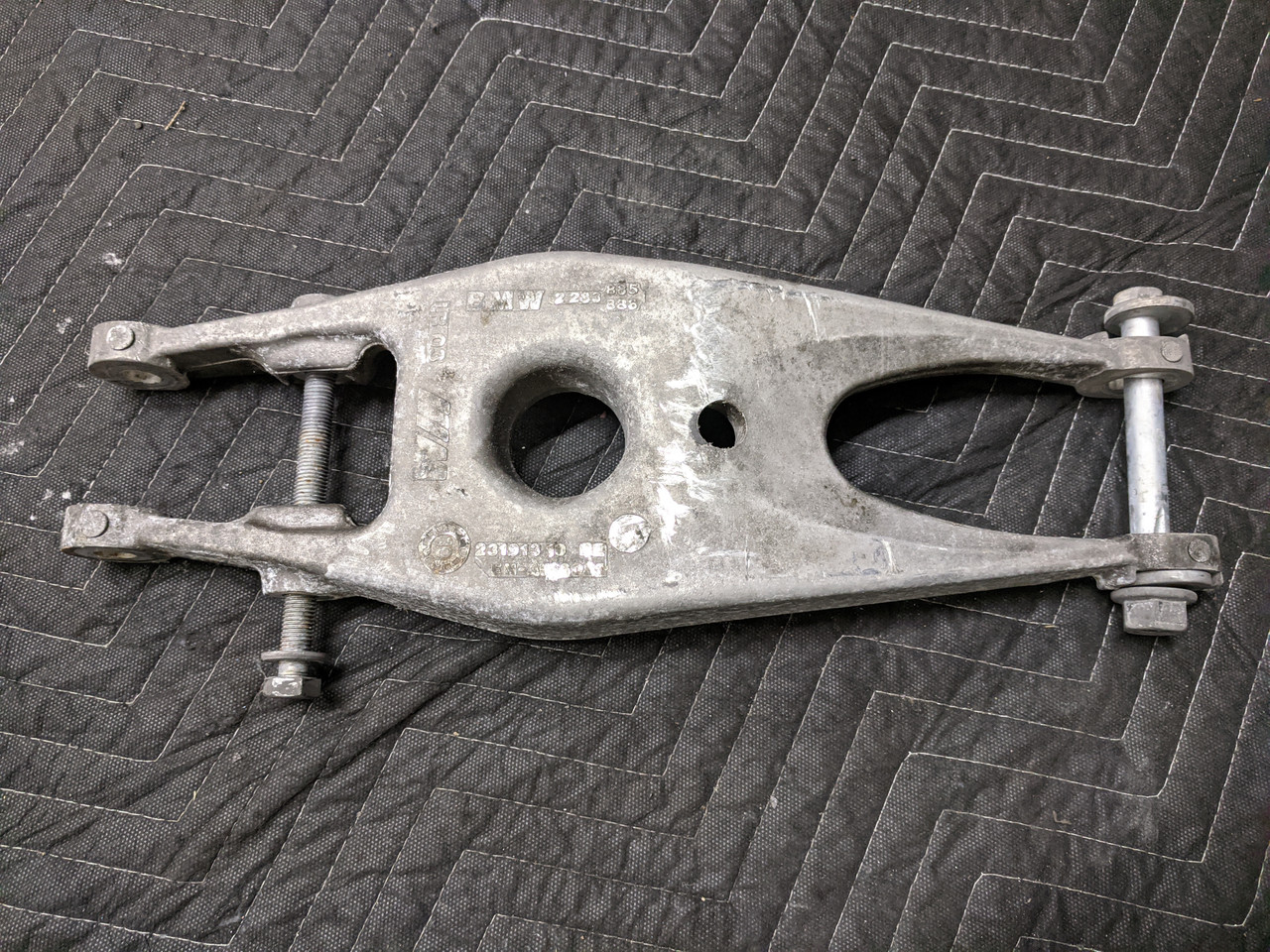 BMW E82/E90/E92/E93 1-Series 3-Series Rear Control Arm Camber Link ...