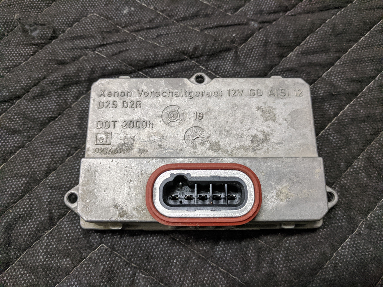 BMW E53/E60/E65/E85 Xenon Headlight Control Unit Ballast 63126907488