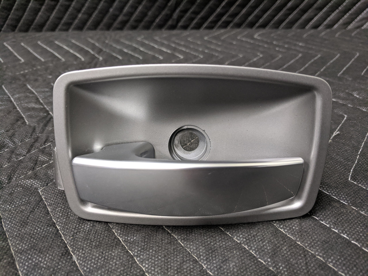 BMW E65/E66/E67 7-Series Door Handle Inside Left 51417024303