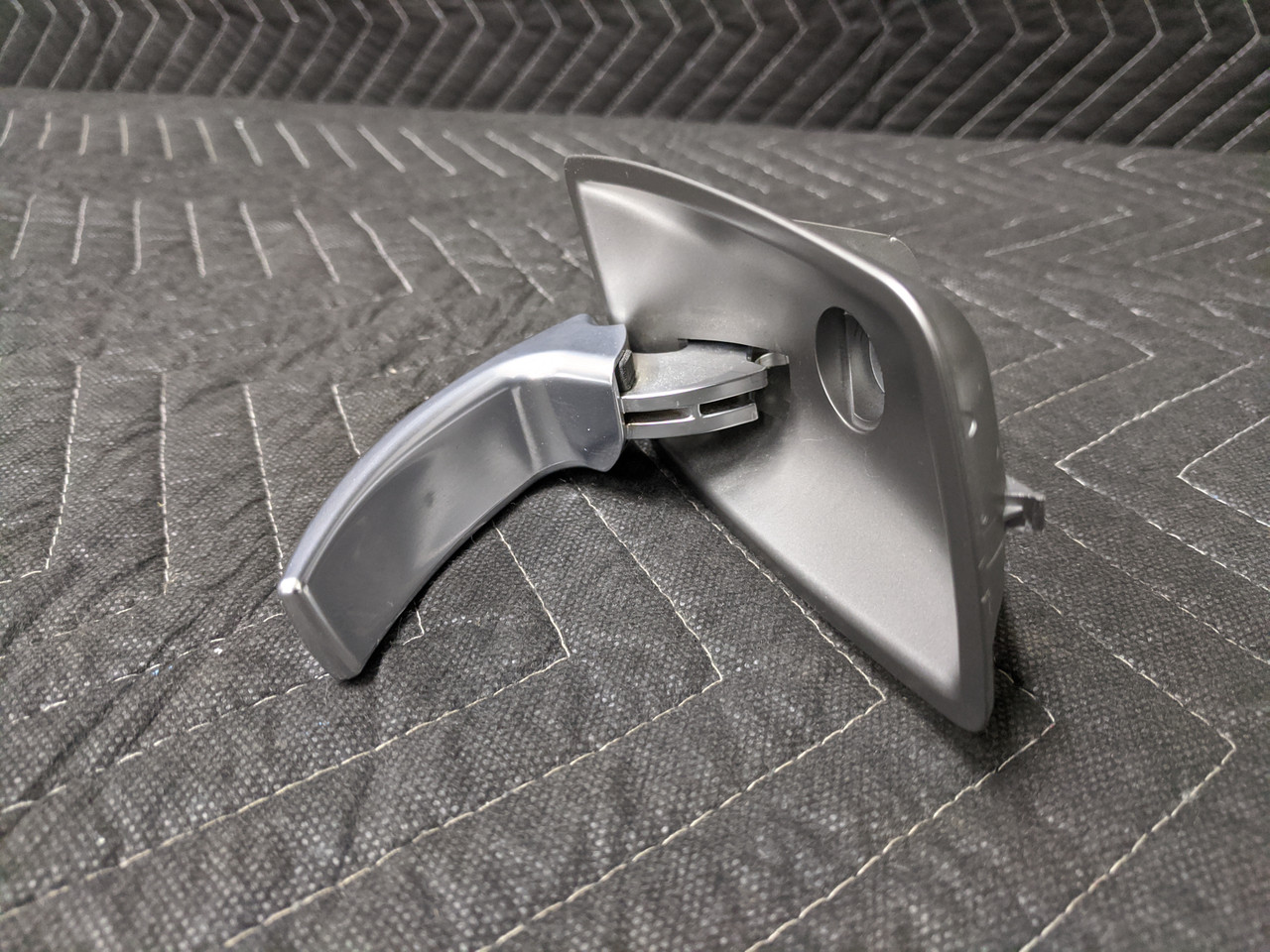 BMW E65/E66/E67 7-Series Door Handle Inside Left 51417024303