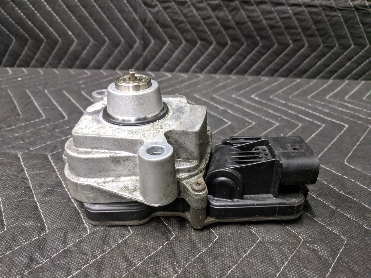 BMW F30 3-Series Transfer Case Motor Torque Module 27607639261