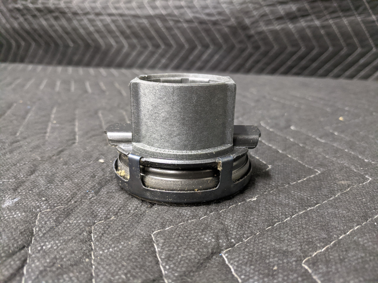 BMW E46 3-Series Clutch Release Throwout Bearing Sachs 3151231031