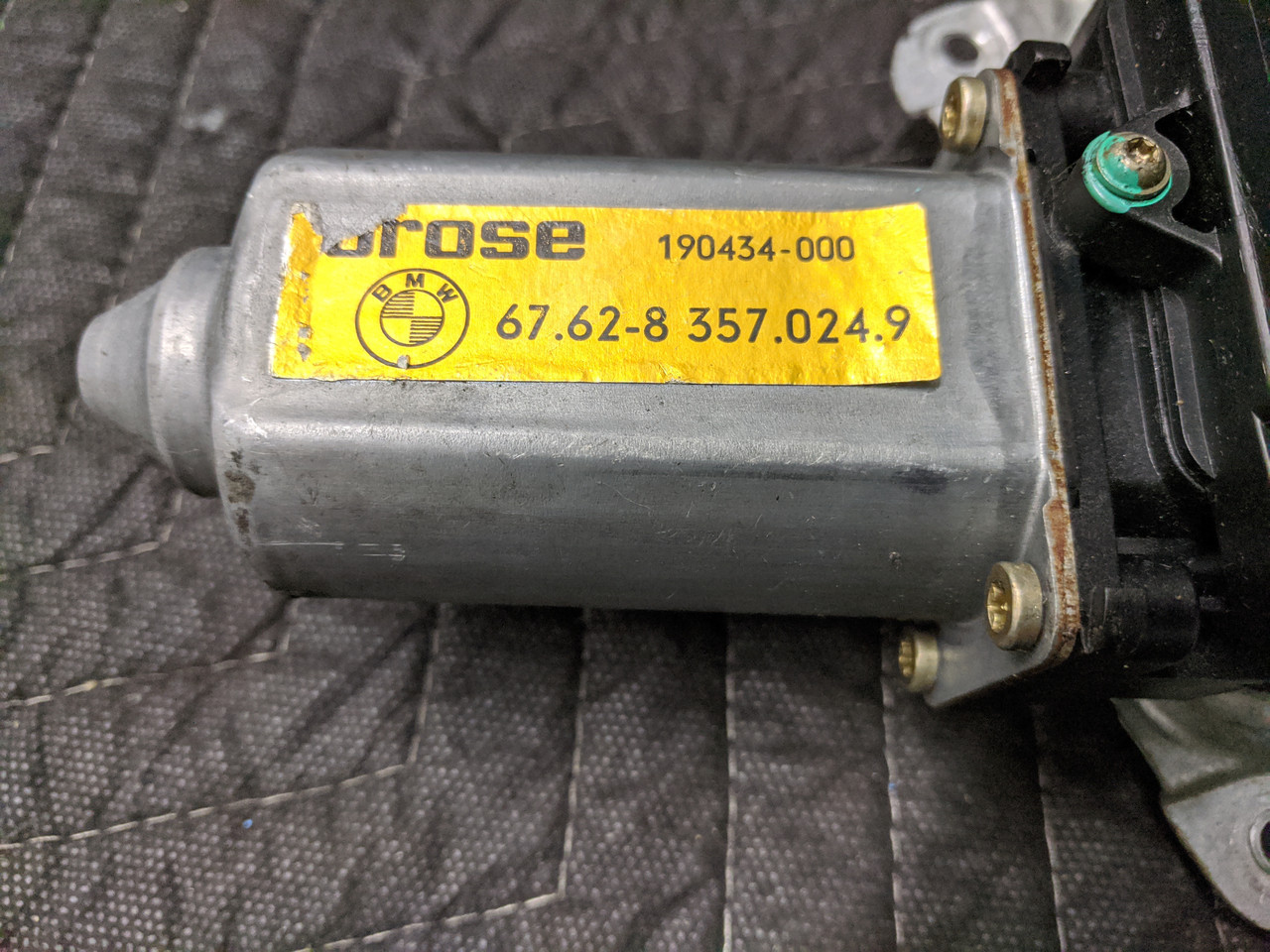 BMW E36 3-Series Front Left Window Regulator With Motor 51331977609