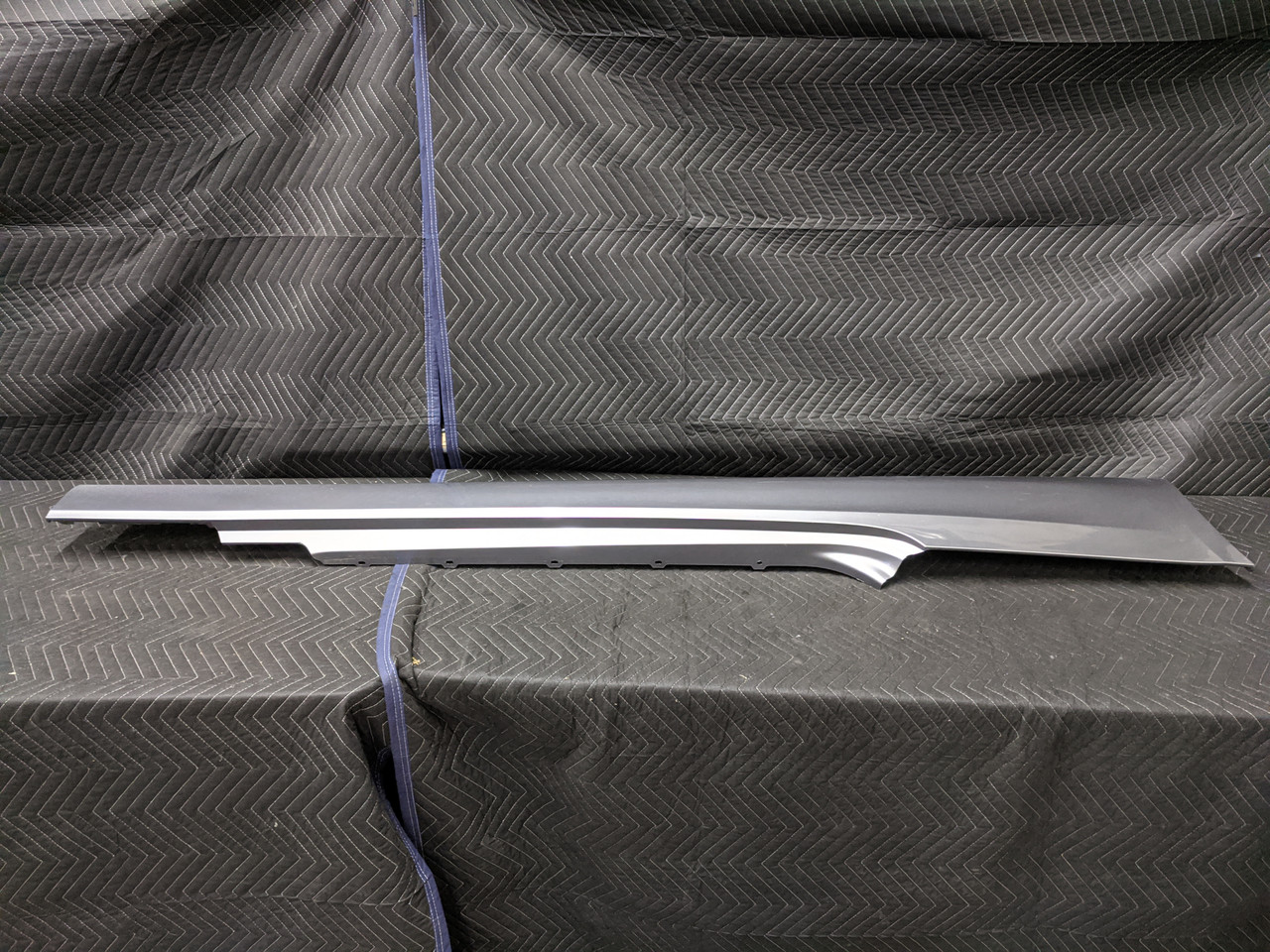 BMW E92/E93 3-Series Right Door Sill Trim Panel 51777173920