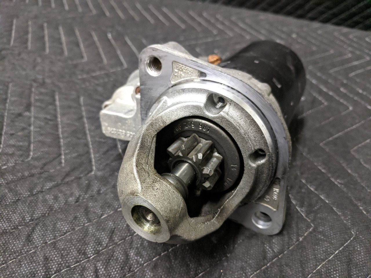 BMW E90 3-Series Starter Bosch 0001107424 12417521116