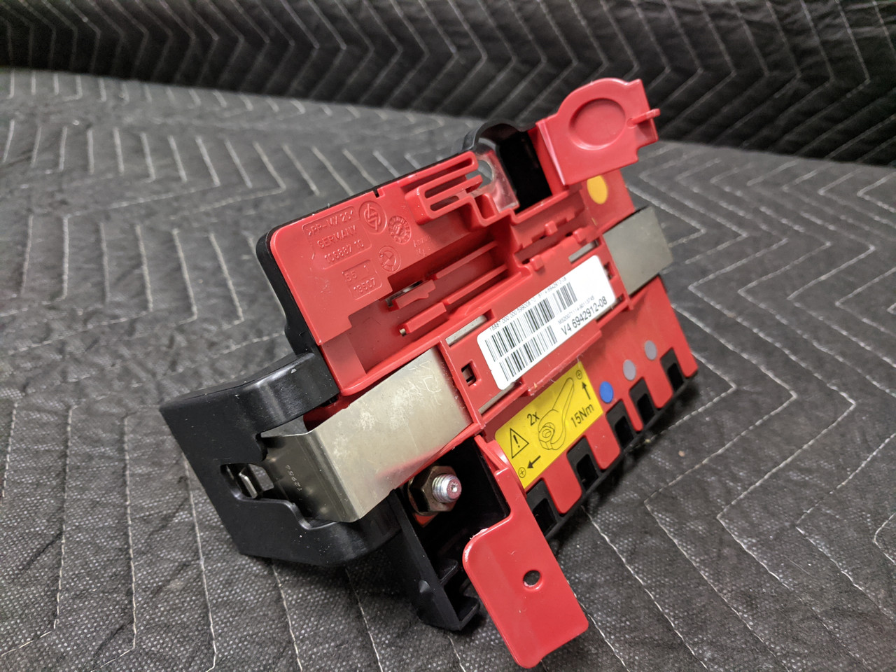 BMW E90/E91/E92/E93 3-Series Power Distribution Box 61146942912