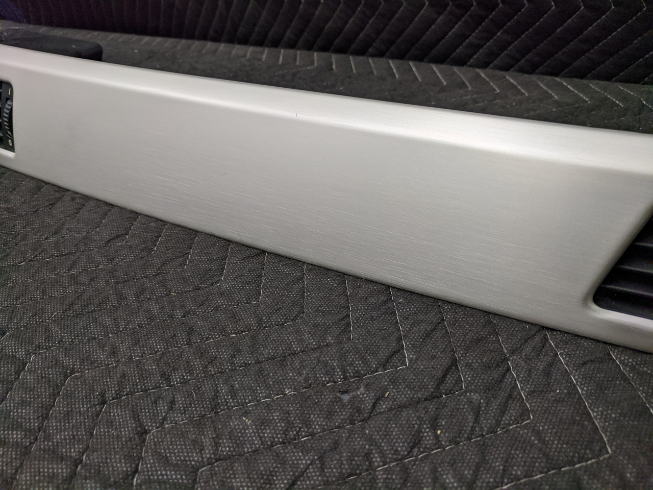 BMW E90/E91/E92/E93 3-Series Dashboard Trim Brushed Aluminum Right ...