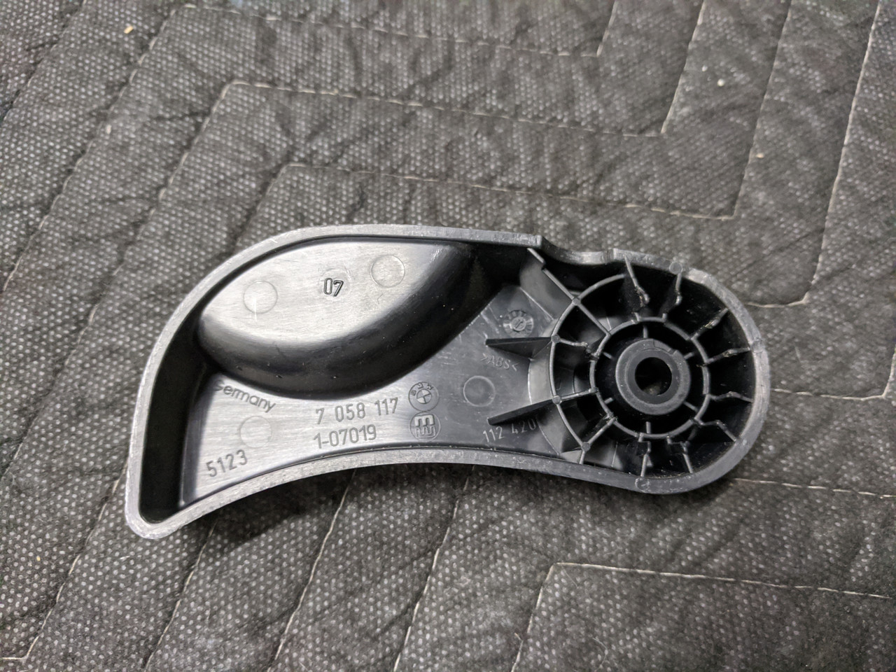 BMW E90/E91/E92/E93 3-Series Hood Release Lever 51237058117