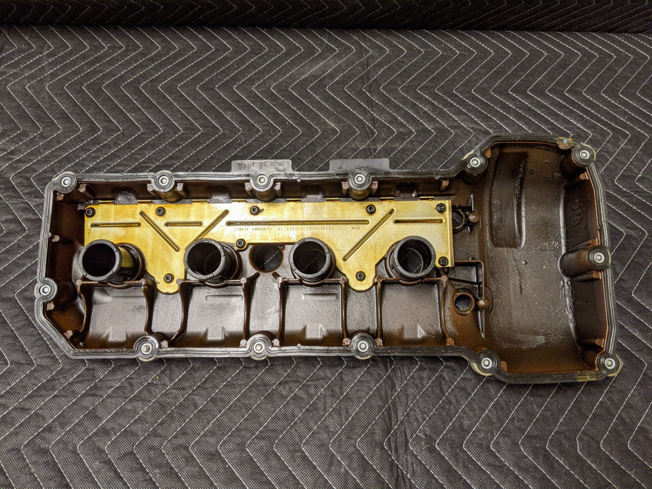 BMW E90/E92/E93 11127838268 | recycleBMWs.com | Used BMW Parts
