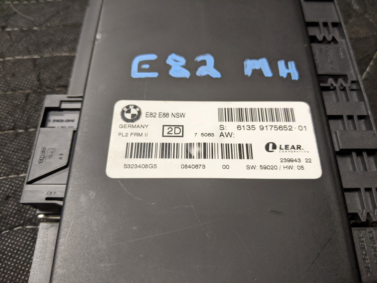 BMW E82/E88 61359175652 | recycleBMWs.com | Used BMW Parts