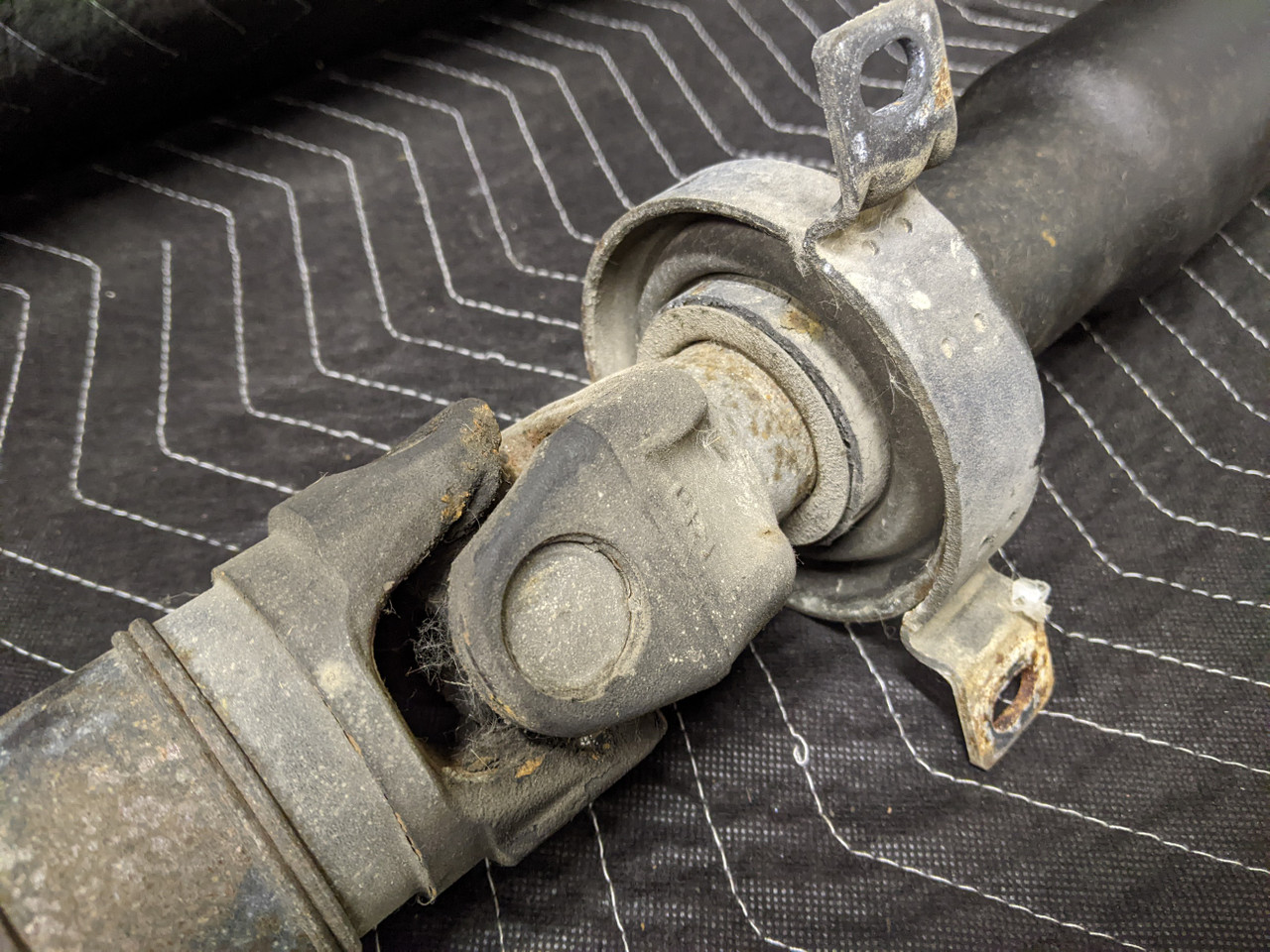 BMW E53 26107549305 | recycleBMWs.com | Used BMW Parts