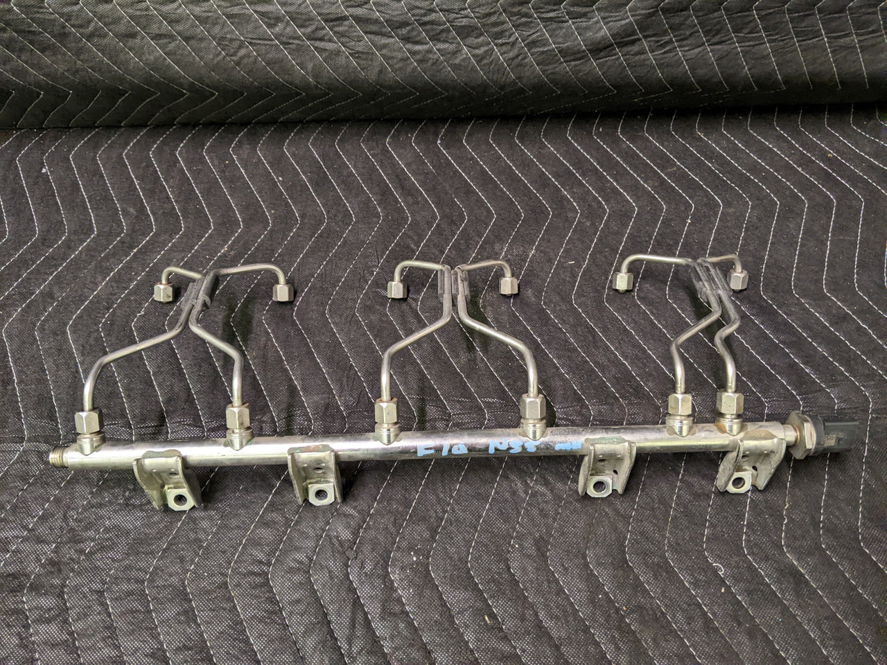 BMW F07/F10/F11 13537576779 | recycleBMWs.com | Used BMW Parts