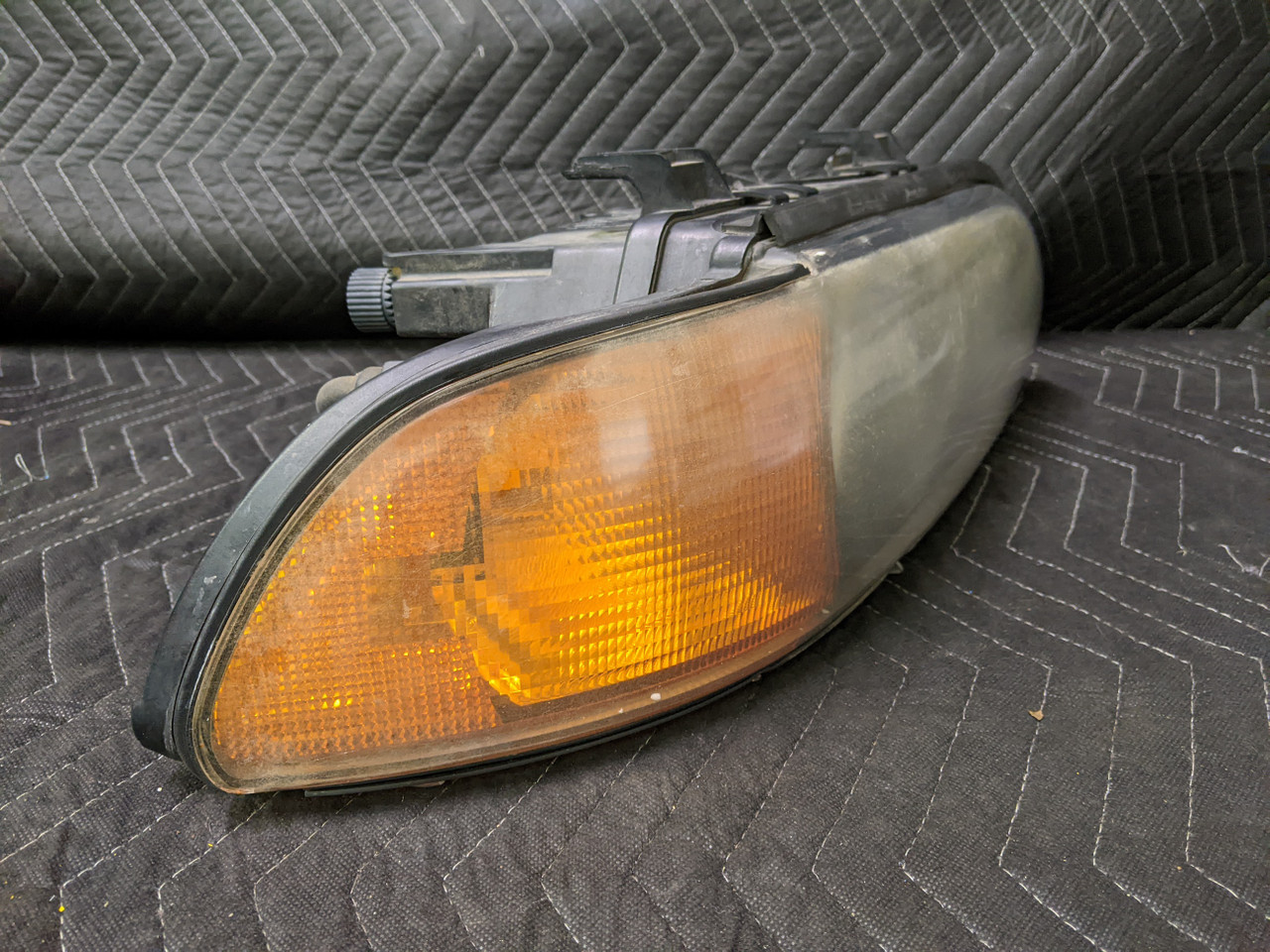 BMW E39 63128385092 | recycleBMWs.com | Used BMW Parts