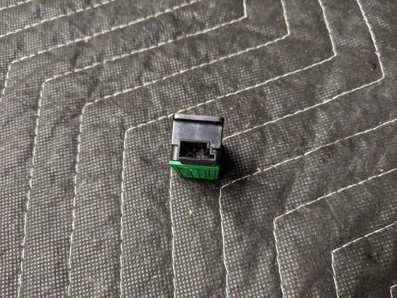 BMW E46 84318380319 | recycleBMWs.com | Used BMW Parts